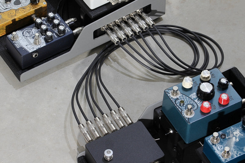 Custom Guitar Pedalboard Cables - Helweg Design